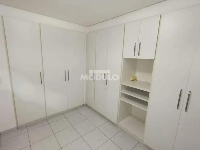 Apartamento com 3 Quartos para alugar, 130m² Nossa Senhora Aparecida