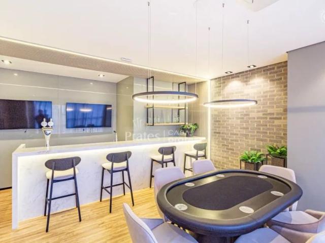 Apartamento com 3 Quartos para alugar, 132m² Batel