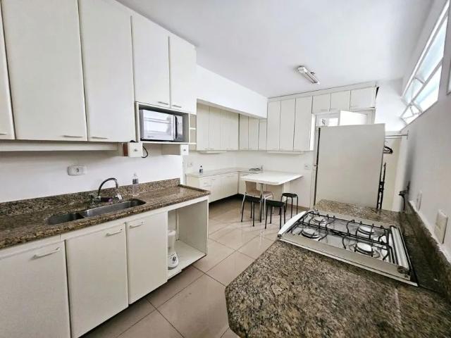 Apartamento com 3 Quartos para alugar, 134m² Itaim Bibi