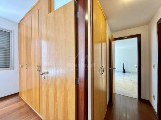 Apartamento com 3 Quartos para alugar, 138m² Anchieta