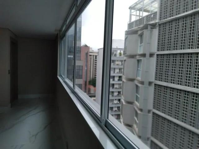 Apartamento com 3 Quartos para alugar, 138m² Jardins