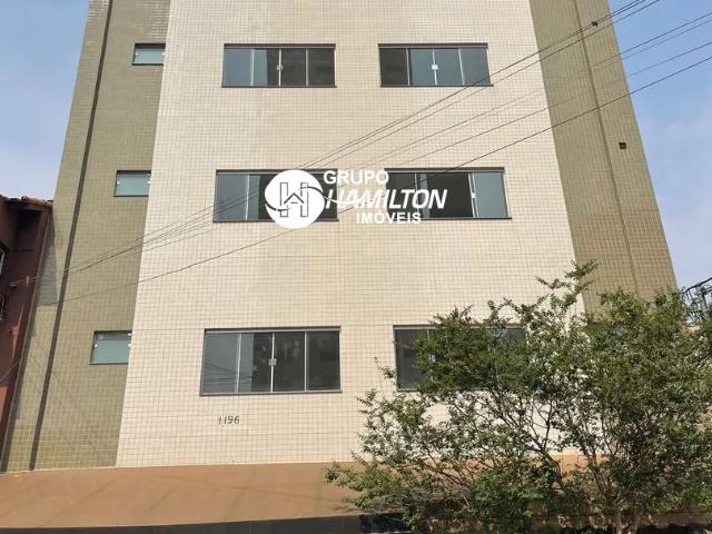 Apartamento com 3 quartos para alugar