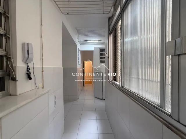 Apartamento com 3 Quartos para alugar, 200m² Copacabana