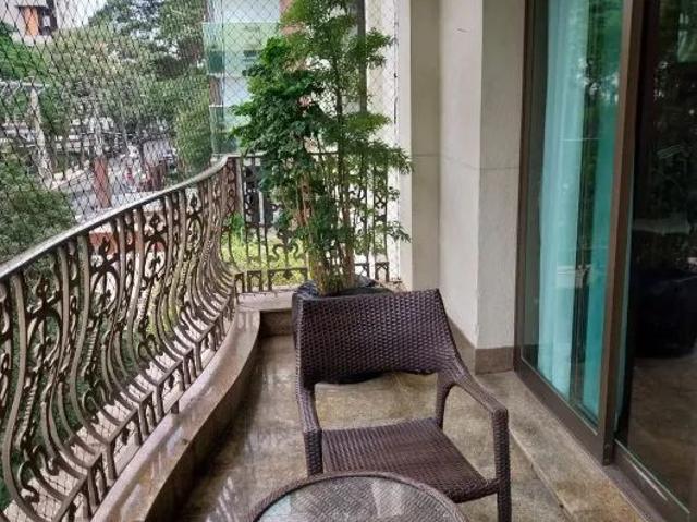 Apartamento com 3 Quartos para alugar, 200m² Campo Belo