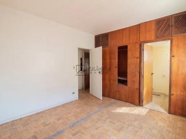 Apartamento com 3 Quartos para alugar, 300m² Bela Vista