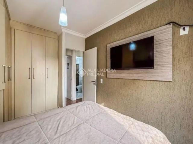 Apartamento com 3 Quartos para alugar, 65m² Baeta Neves