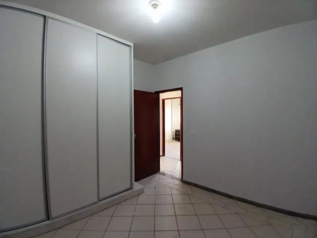 Apartamento com 3 Quartos para alugar, 77m² Goiania 2