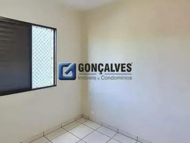 Apartamento com 3 Quartos para alugar, 78m² Centro