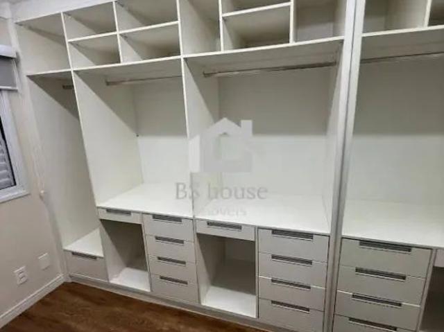 Apartamento com 3 Quartos para alugar, 70m² Vila Valparaiso