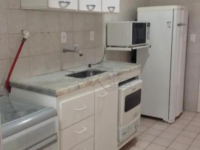 Apartamento com 3 Quartos para alugar, 84m² Jardim Aquarius