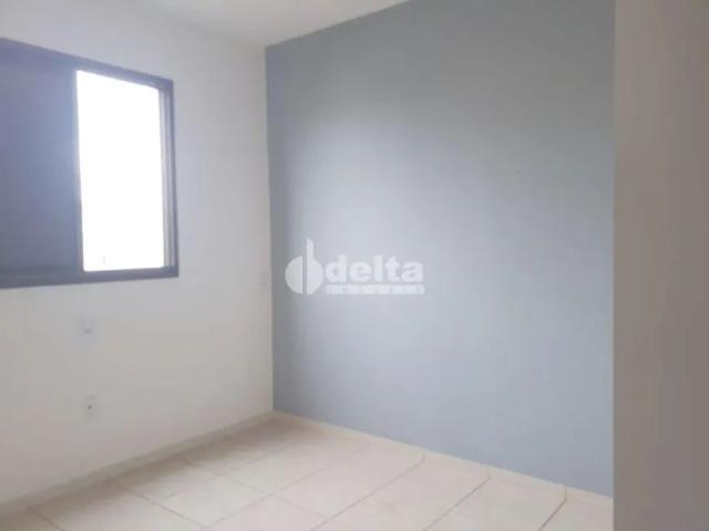 Apartamento com 3 Quartos para alugar, 87m² Santa Mônica