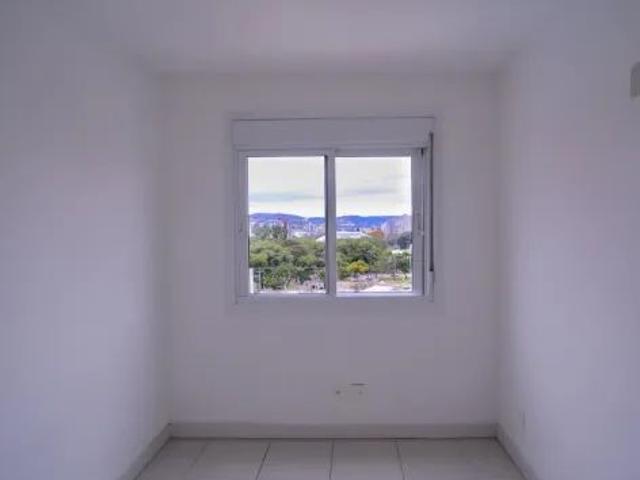 Apartamento com 3 Quartos para alugar, 80m² Cidade Baixa