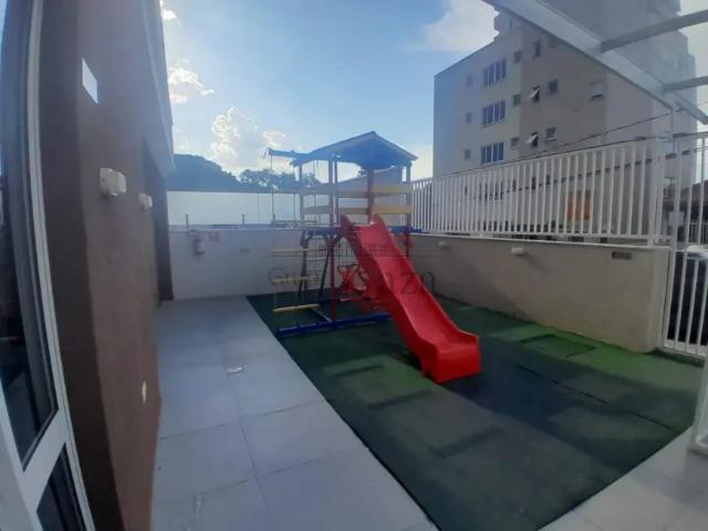 Apartamento com 3 Quartos para alugar, 81m² Jardim Petrópolis