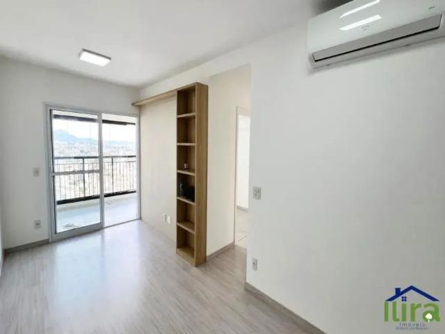 Apartamento com 3 Quartos para alugar, 83m² Centro
