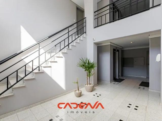 Apartamento com 3 Quartos para alugar, 94m² Centro