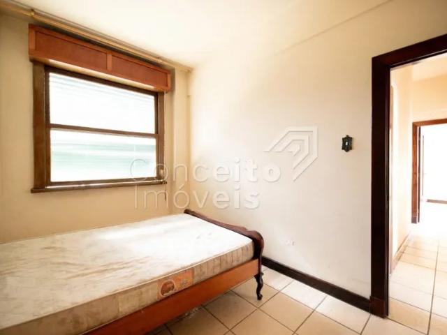 Apartamento com 3 Quartos para alugar, 94m² Centro