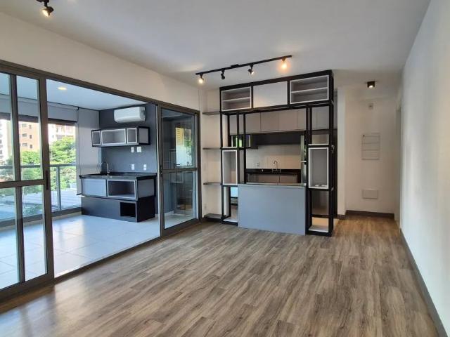 Apartamento com 3 Quartos para alugar, 95m² Vila Olímpia