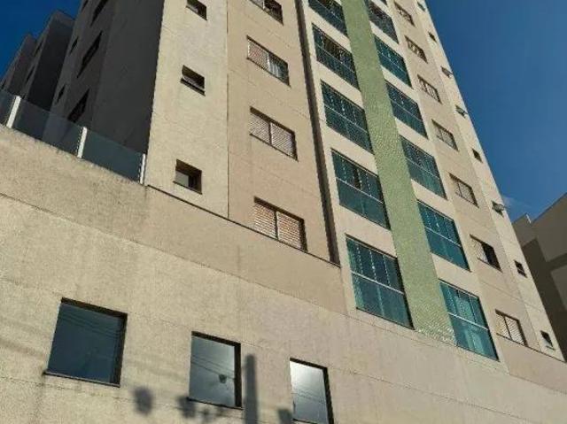 Apartamento com 3 Quartos para alugar, 96m² Centro