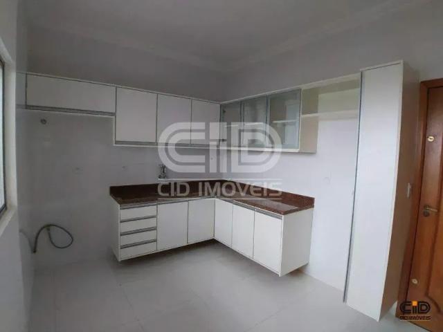 Apartamento com 3 Quartos para alugar, 98m² Consil