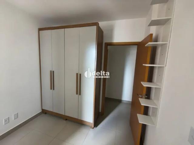 Apartamento com 3 Quartos para alugar, 90m² Tubalina