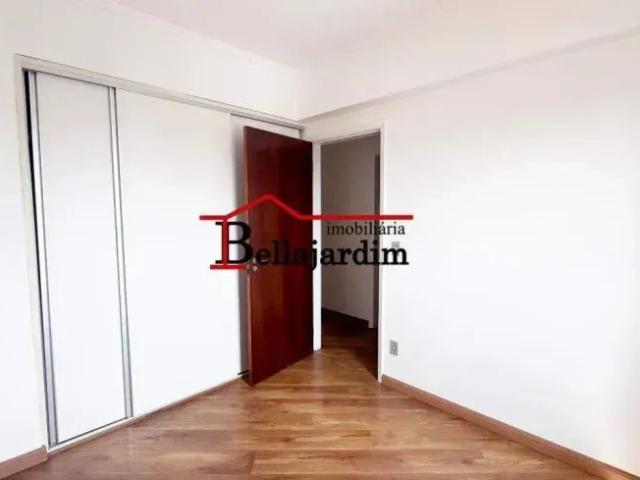 Apartamento com 3 Quartos para alugar, 90m² Centro