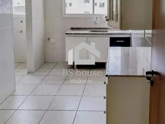 Apartamento com 3 Quartos para alugar, 90m² Pinheirinho