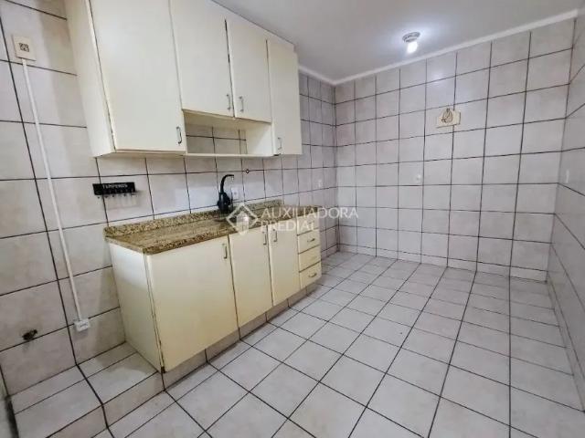 Apartamento com 3 Quartos para alugar, 90m² Saco dos Limões