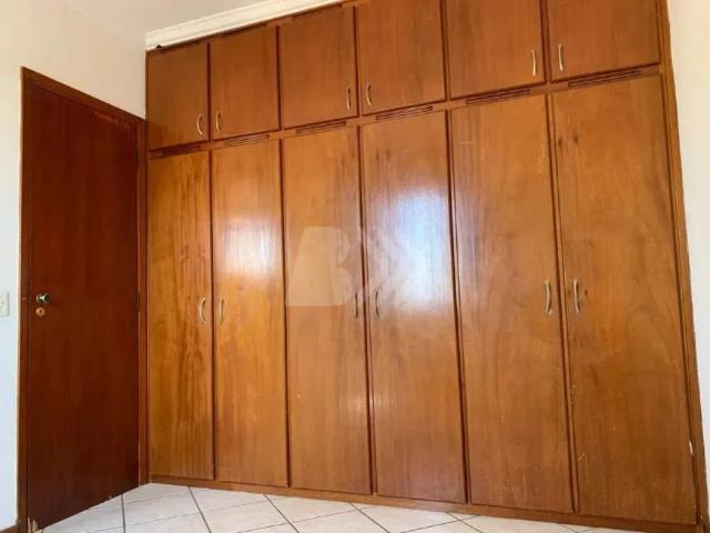 Apartamento com 3 Quartos para alugar, 93m² Nova América