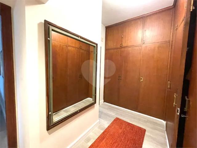 Apartamento com 3 quartos para locação em Consolação SP