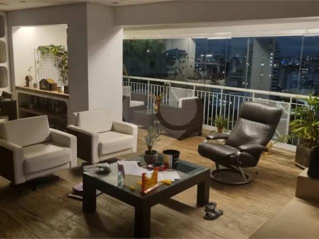 Apartamento com 3 quartos para locação em Paraíso SP