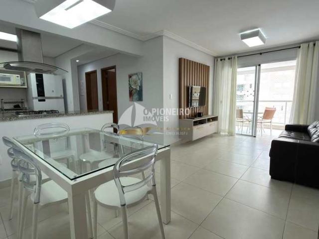 Apartamento com 3 quartos para locação