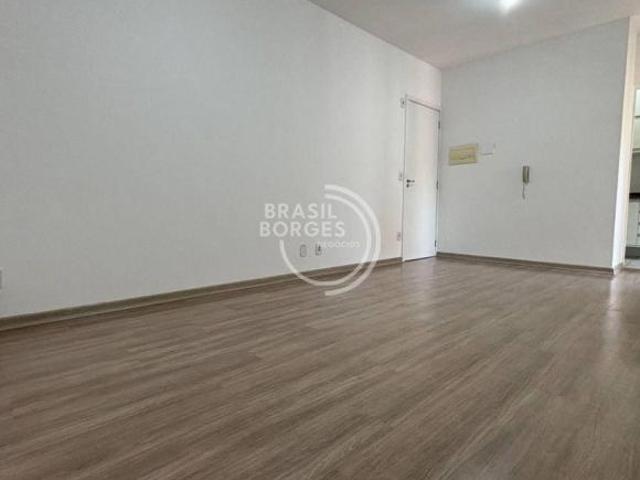 Apartamento com 3 Quartos para locação, 72m² Edifício Atrium