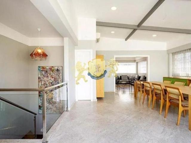 Apartamento com 3 quartos para venda, 280m² Edifício Petit Palais