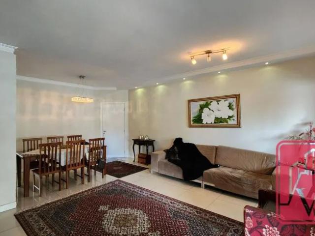 Apartamento com 3 Quartos para venda ou aluguel, 127m² Centro