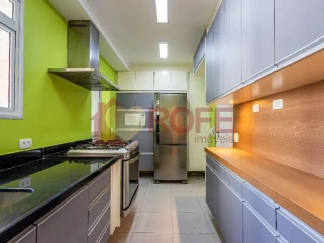 Apartamento com 3 Quartos para venda ou aluguel, 140m² Itaim Bibi