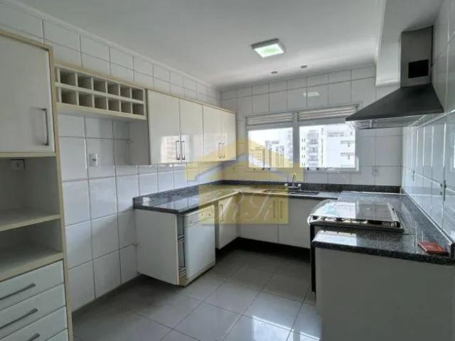 Apartamento com 3 Quartos para venda ou aluguel, 155m² Campo Belo
