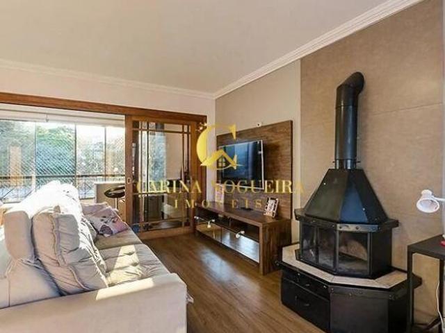 Apartamento com 3 quartos, suíte, lareira, especo gourmet e 119m²