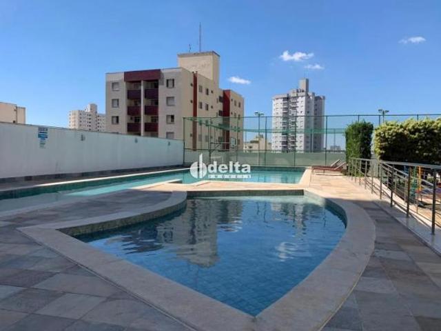 Apartamento com 3 quartos suítes disponível para venda no bairro em Uberlândia MG
