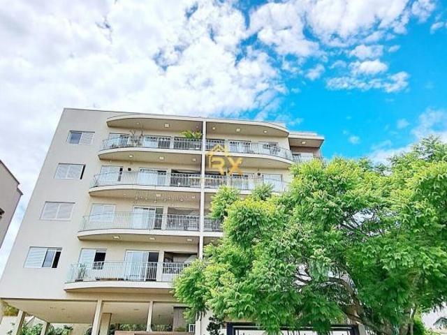 Apartamento com 3 quartos sendo uma suite com closet na região oeste