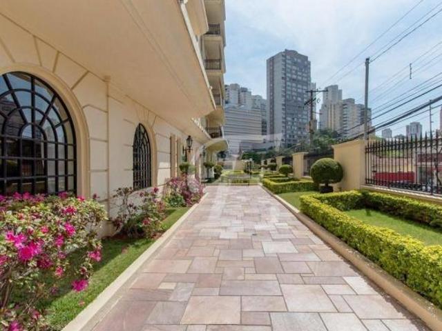 Apartamento com 3 quartos sendo 1 suite, 2 banheiros, 2 vagas, à venda, 103 m² por R$ 1.200.000 Po