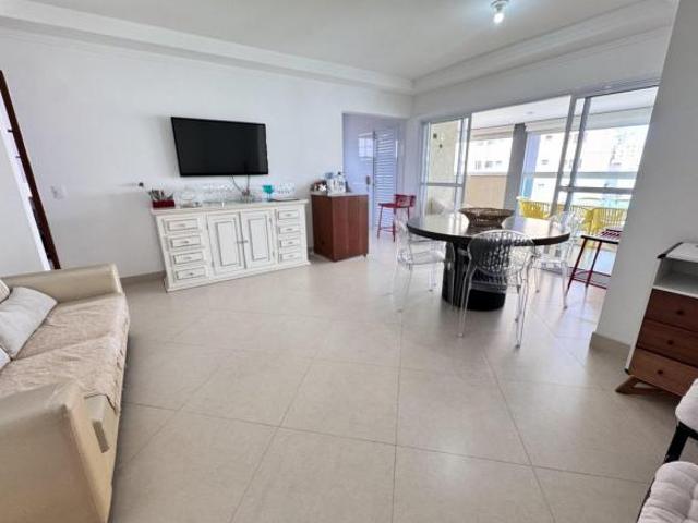 Apartamento com 3 quartos sendo 1 suíte, com varanda gourmet à vend