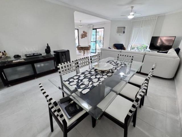 Apartamento com 3 quartos sendo 1 suíte, a venda na praia da Ensead