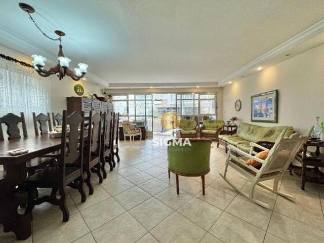 Apartamento com 3 quartos sendo 1 suíte à venda na Praia das Pitangueiras Guarujá/SP