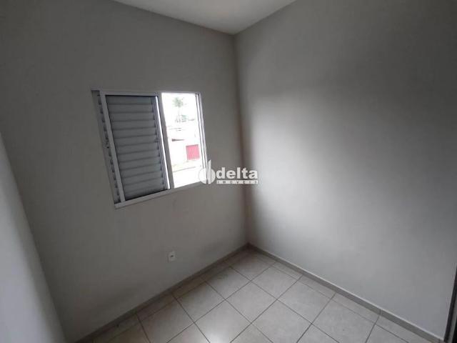 Apartamento Com 3 Quartos Sendo 1 Suíte Disponível Para Locação No Bairro Tibery Em Uberlândia Mg