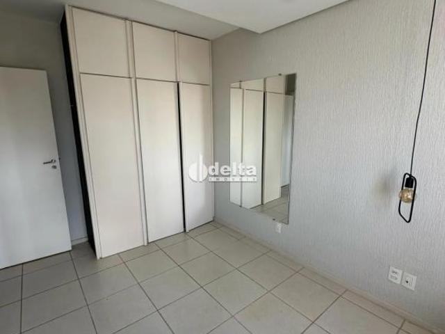 Apartamento com 3 quartos sendo 1 suíte disponível para venda no bairro Tabajaras em Uberlândia MG