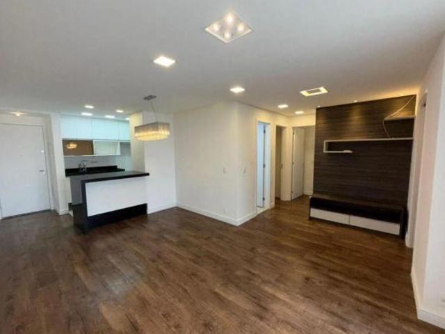 Apartamento com 3 quartos sendo 1 suíte e 2 vagas no Butantã. FL64