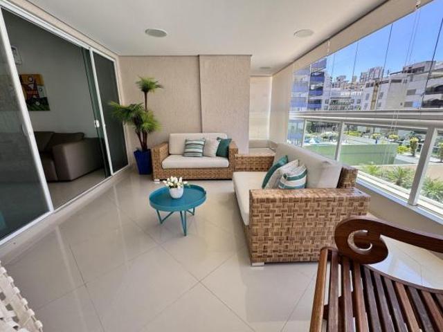 Apartamento com 3 quartos sendo 1 suíte Mobiliado com Varanda Gourm