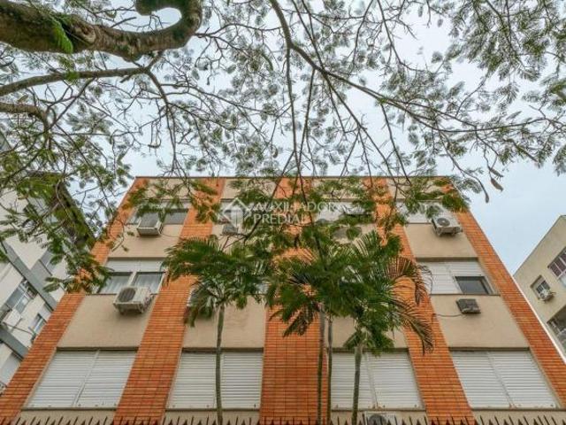 Apartamento com 3 quartos, sendo 1 suíte no Bairro Santana