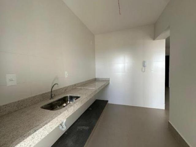 Apartamento com 3 quartos sendo 2 suítes a venda Bairro Santa Mônica