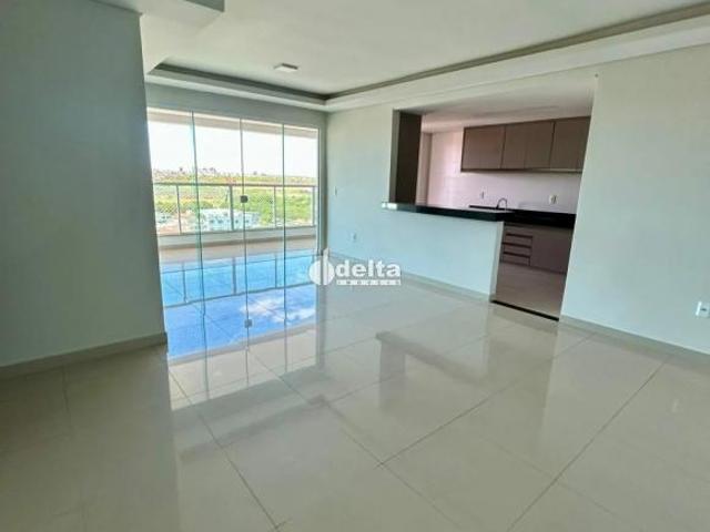 Apartamento com 3 quartos sendo 2 suítes disponível para venda no bairro Carajás em Uberlândia MG
